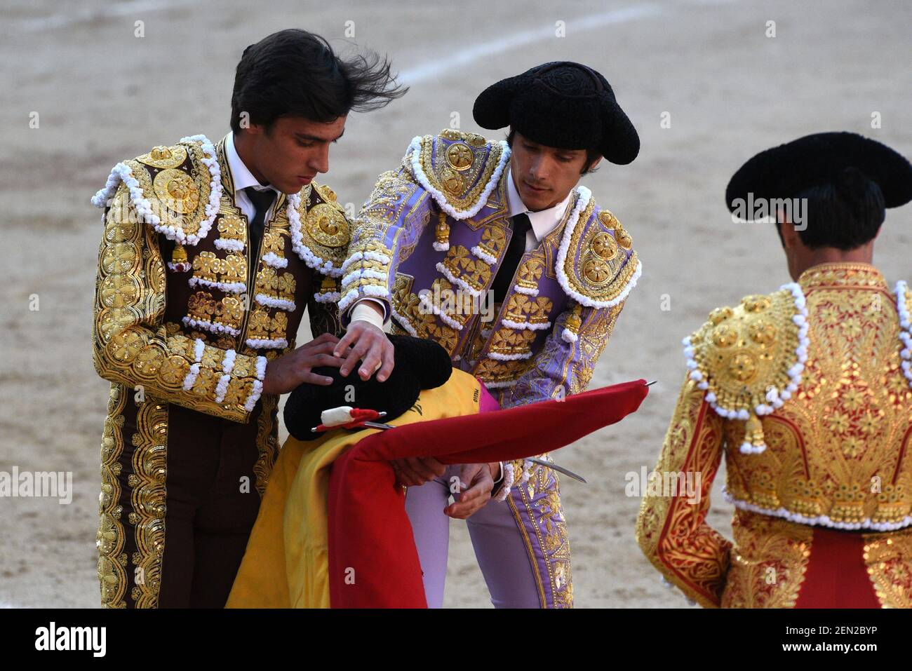Spanish matadors Angel Tellez (L), Emilio de Justo (R) and French ...
