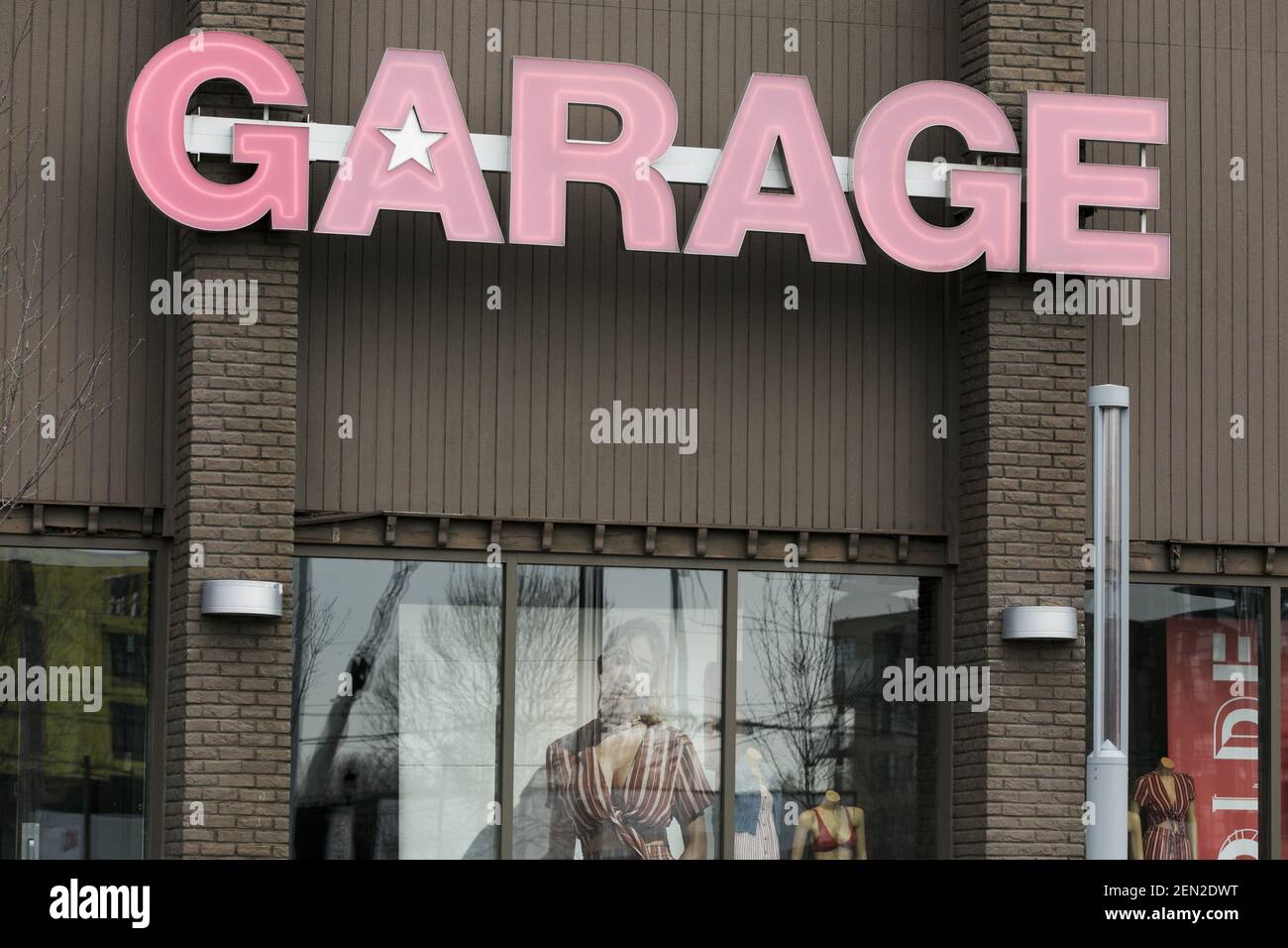 Garage Clothing Logo