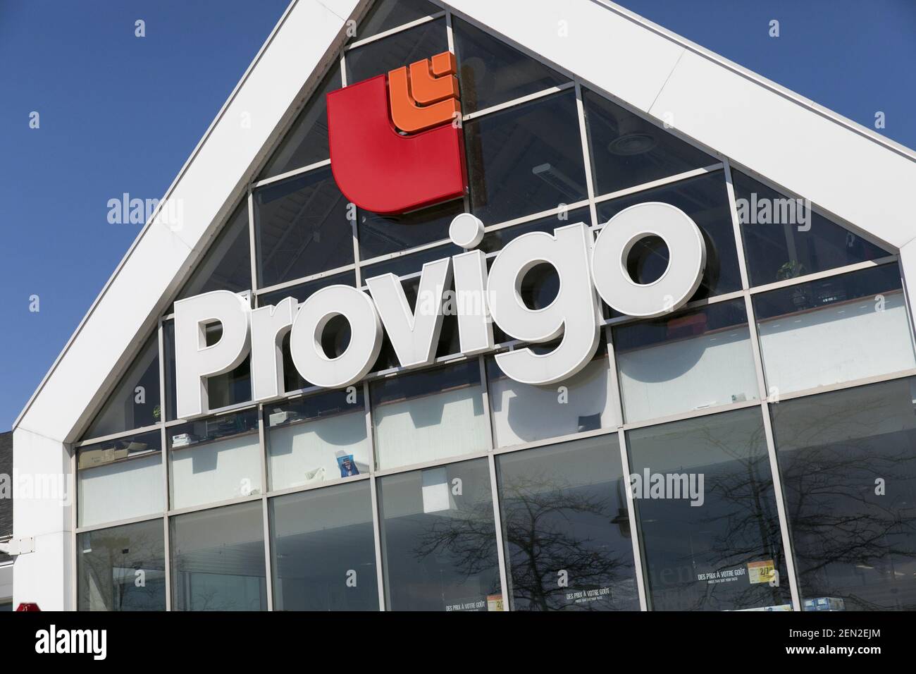 Provigo logo hi-res stock photography and images - Alamy
