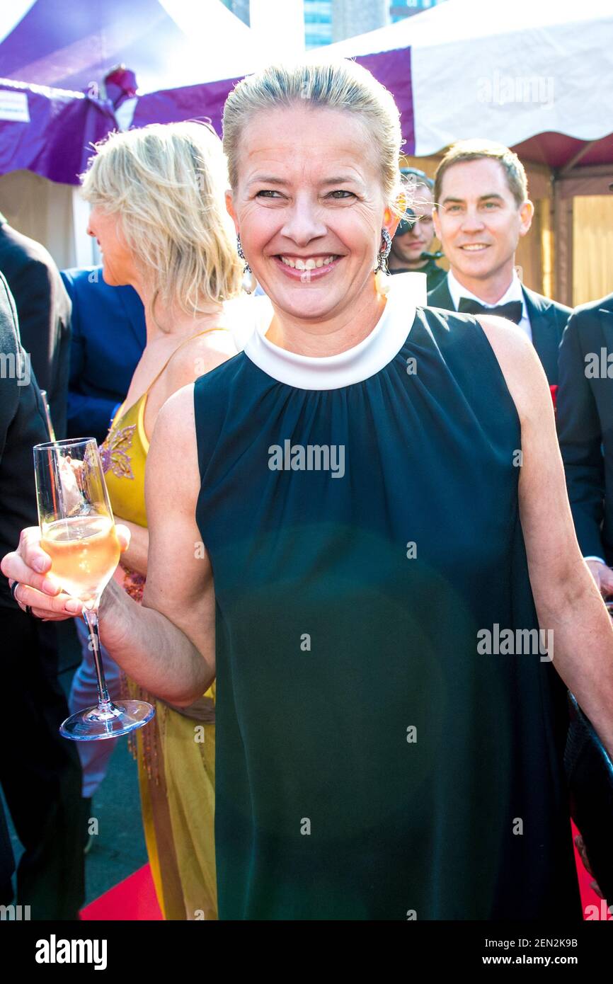 Princess Mabel of the Netherlands attends AmsterdamDiner, where money ...