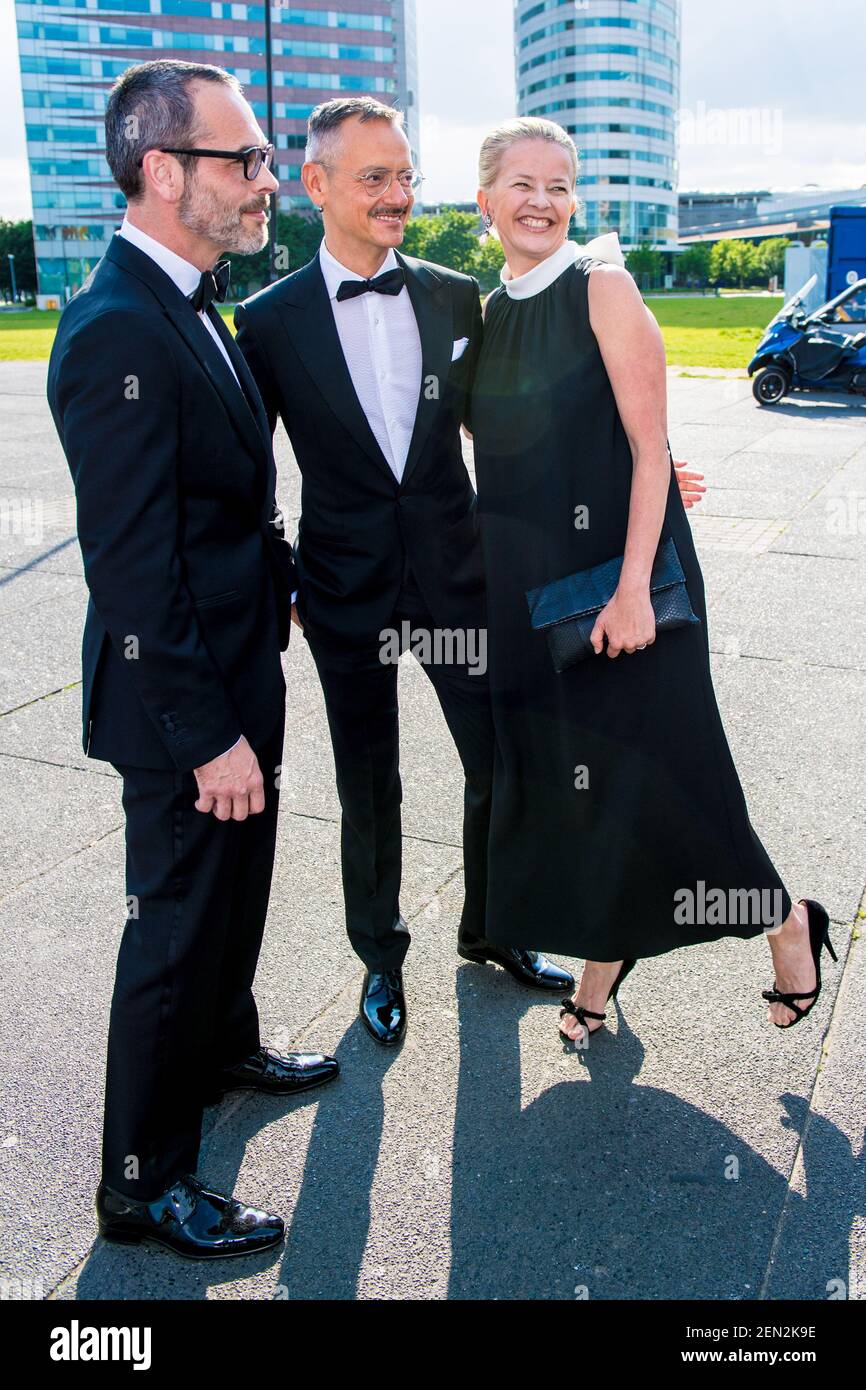 Princess Mabel of the Netherlands attends AmsterdamDiner, where money ...
