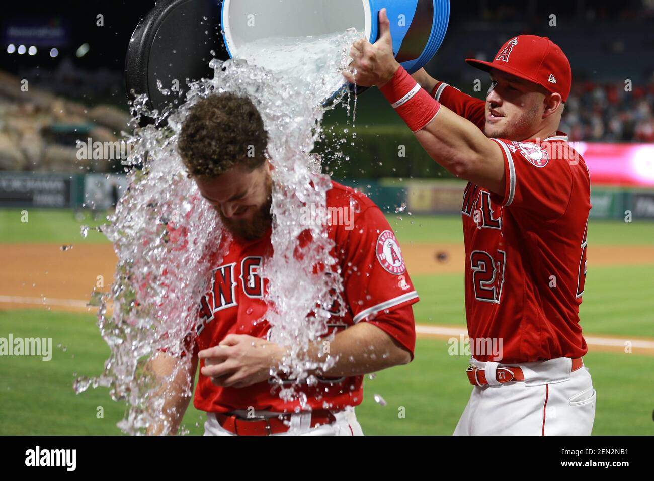 Gatorade bath hi-res stock photography and images - Alamy