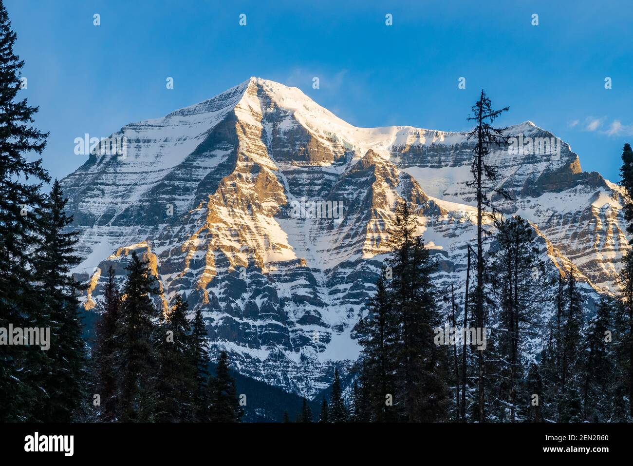 Mount robson provincial park hi-res stock photography and images - Alamy