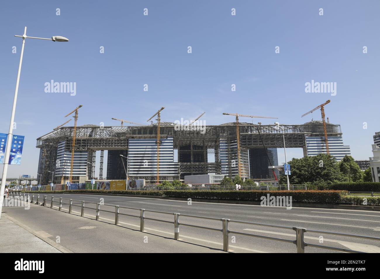 The Songjiang development, a commercial zone designed by Rafael Vinoly ...