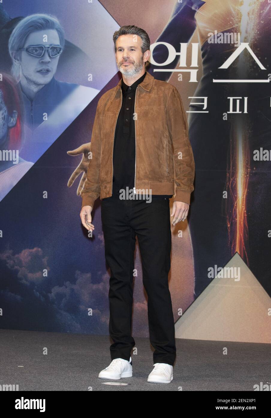 Director Simon Kinberg attends a photo call for the film X-Man: Dark ...
