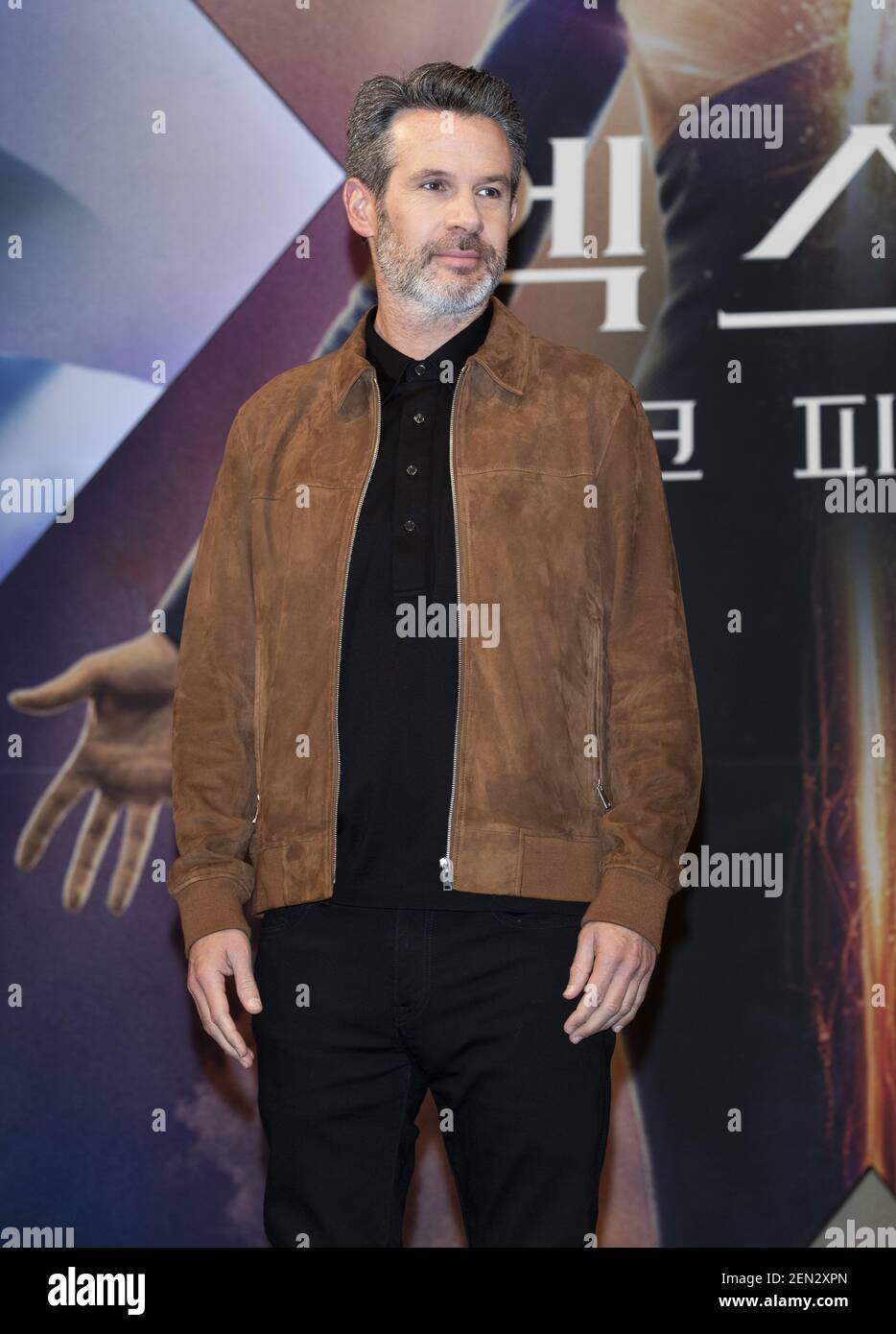 Director Simon Kinberg attends a photo call for the film X-Man: Dark ...