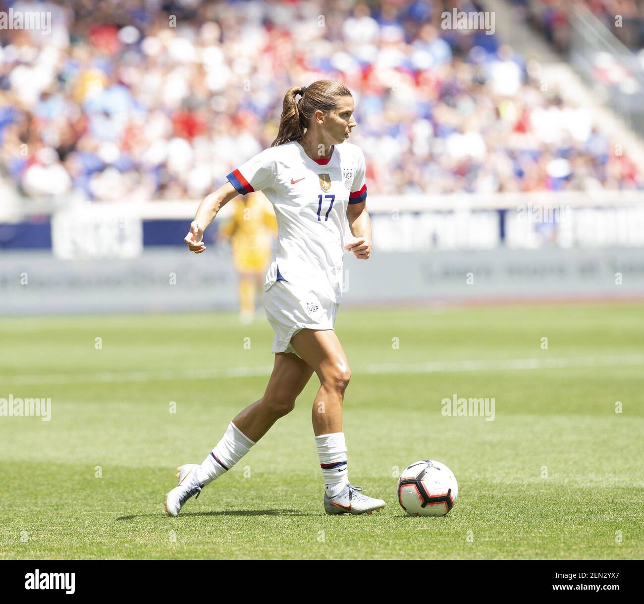Tobin Heath (17) of USA controls ball during friendly game against ...