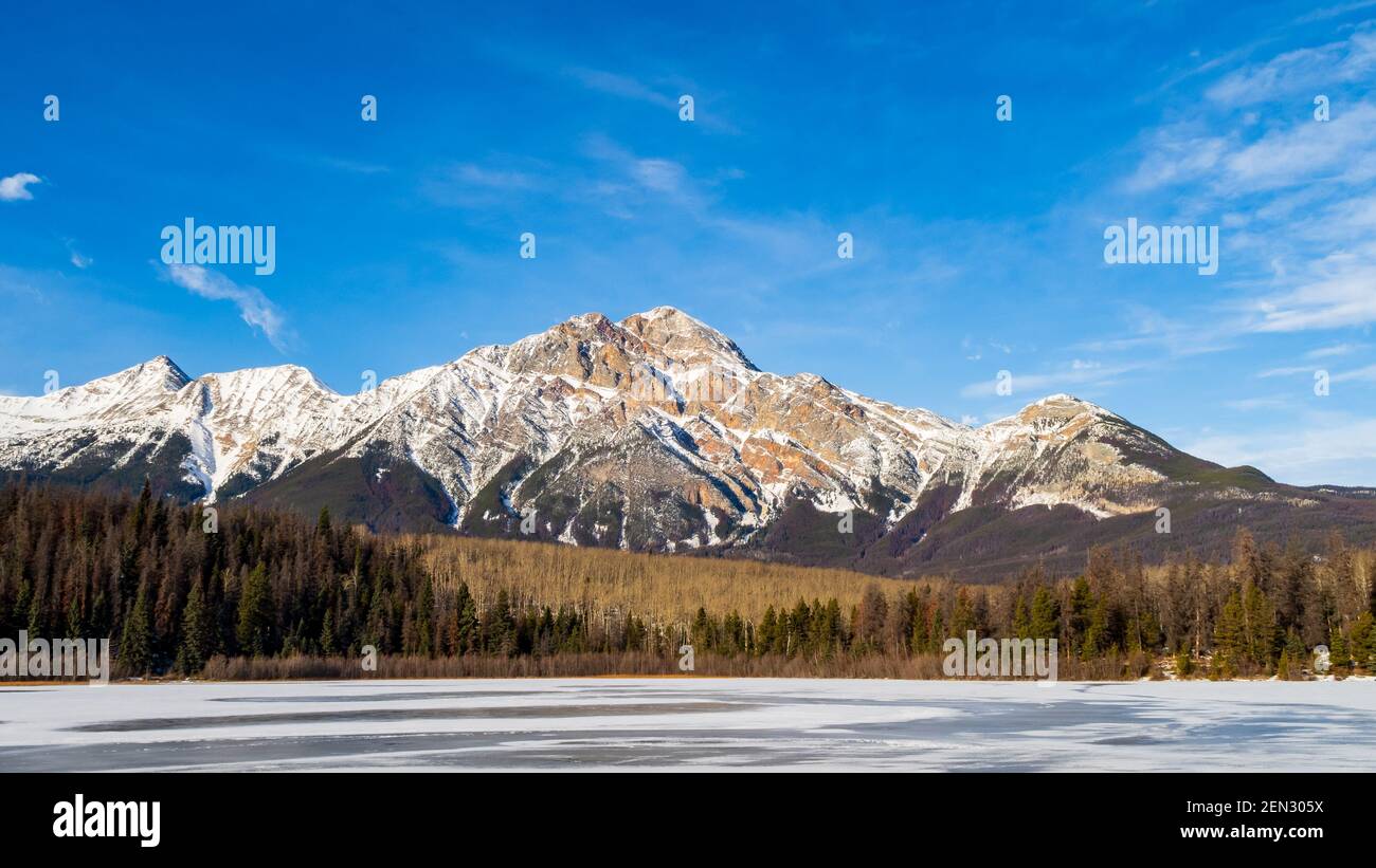 Patricia lake pyramid mountain jasper hi-res stock photography and ...