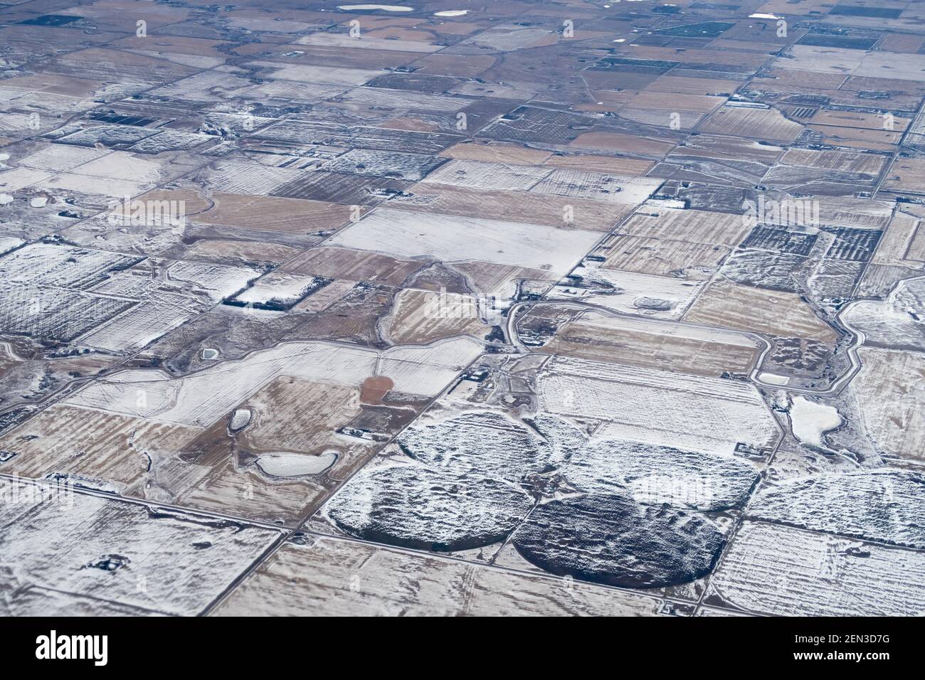 Snow covered prairies aerial hi-res stock photography and images - Alamy