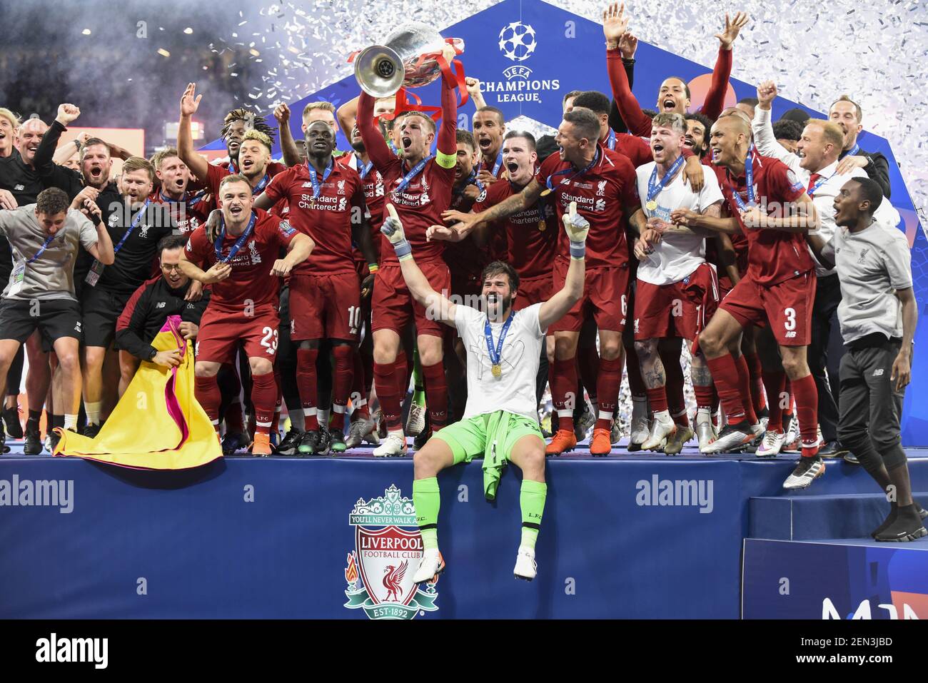 Liverpool players celebrate during the UEFA Champions League Final ...