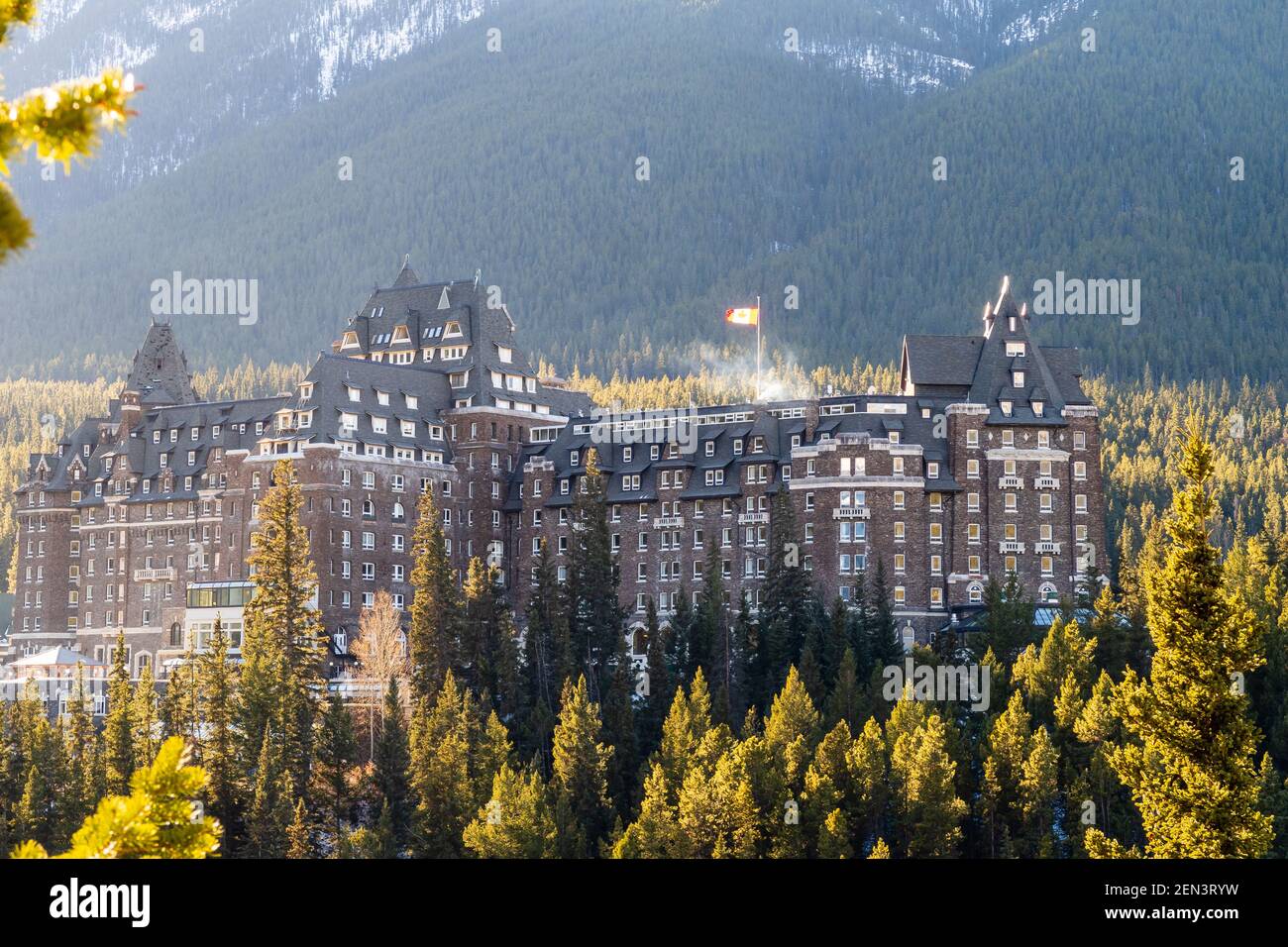 Fairmont banff springs hotel exterior hi-res stock photography and ...