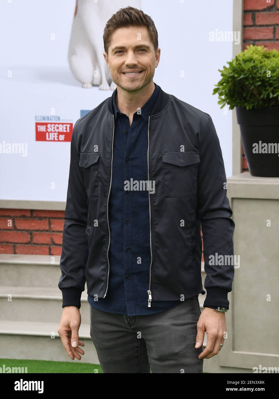 Eric Winter arrives at the Universal Pictures THE SECRET LIFE OF PETS 2 ...