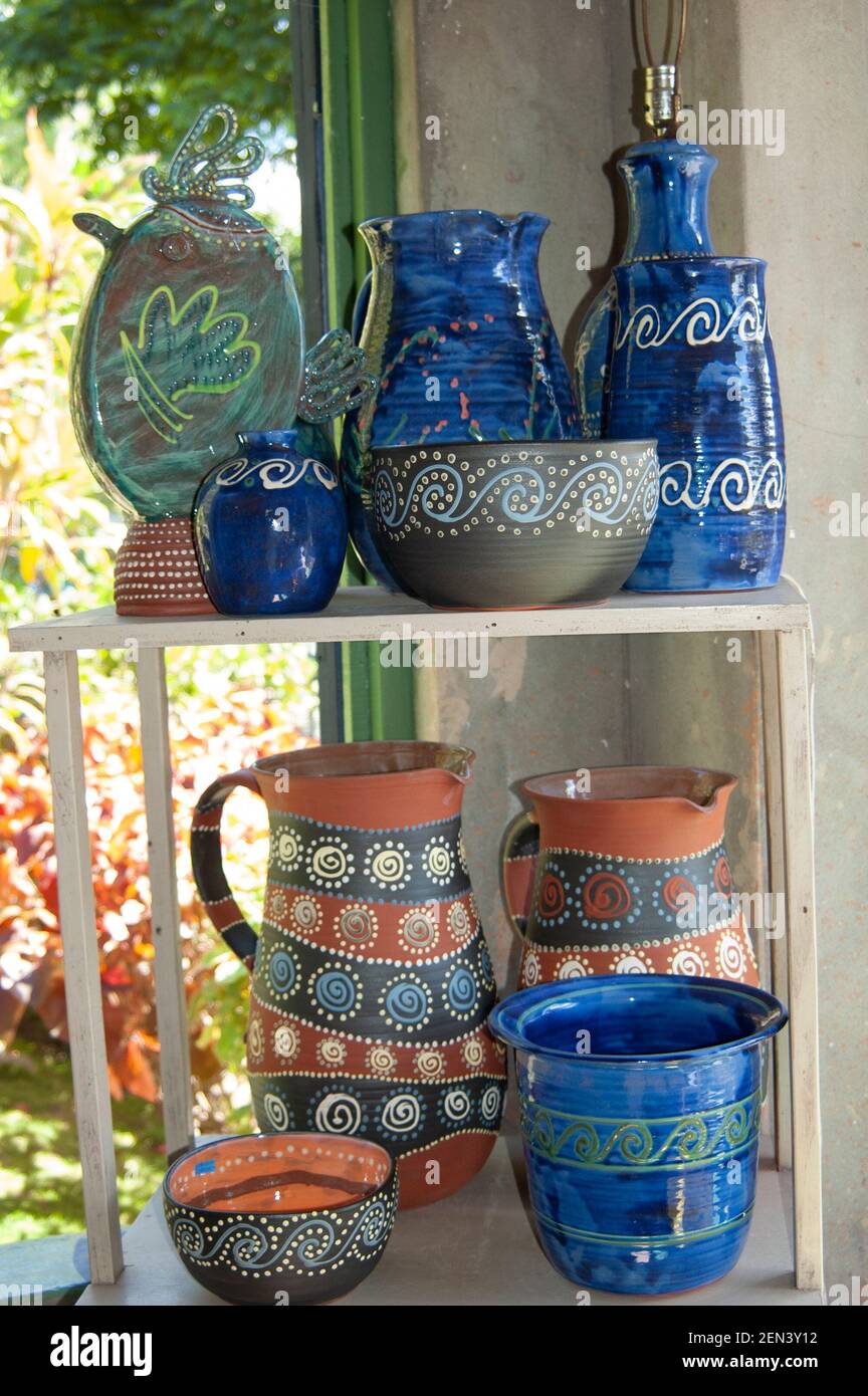 Caribbean artisan craft pottery, bowls, dishes, cups and collectibles ...
