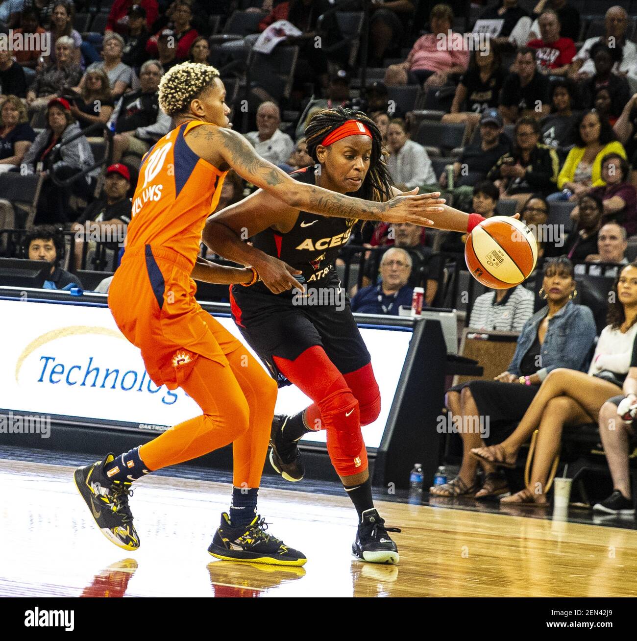 June 02, 2019 Las Vegas, NV U.S.A.: Las Vegas guard Sugar Rodgers (14 ...