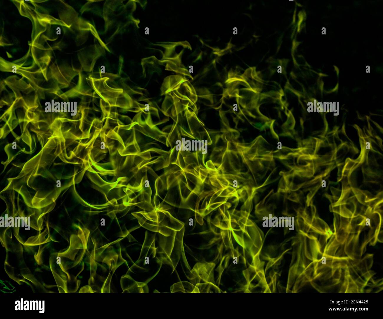 Dark green flames hi-res stock photography and images - Alamy