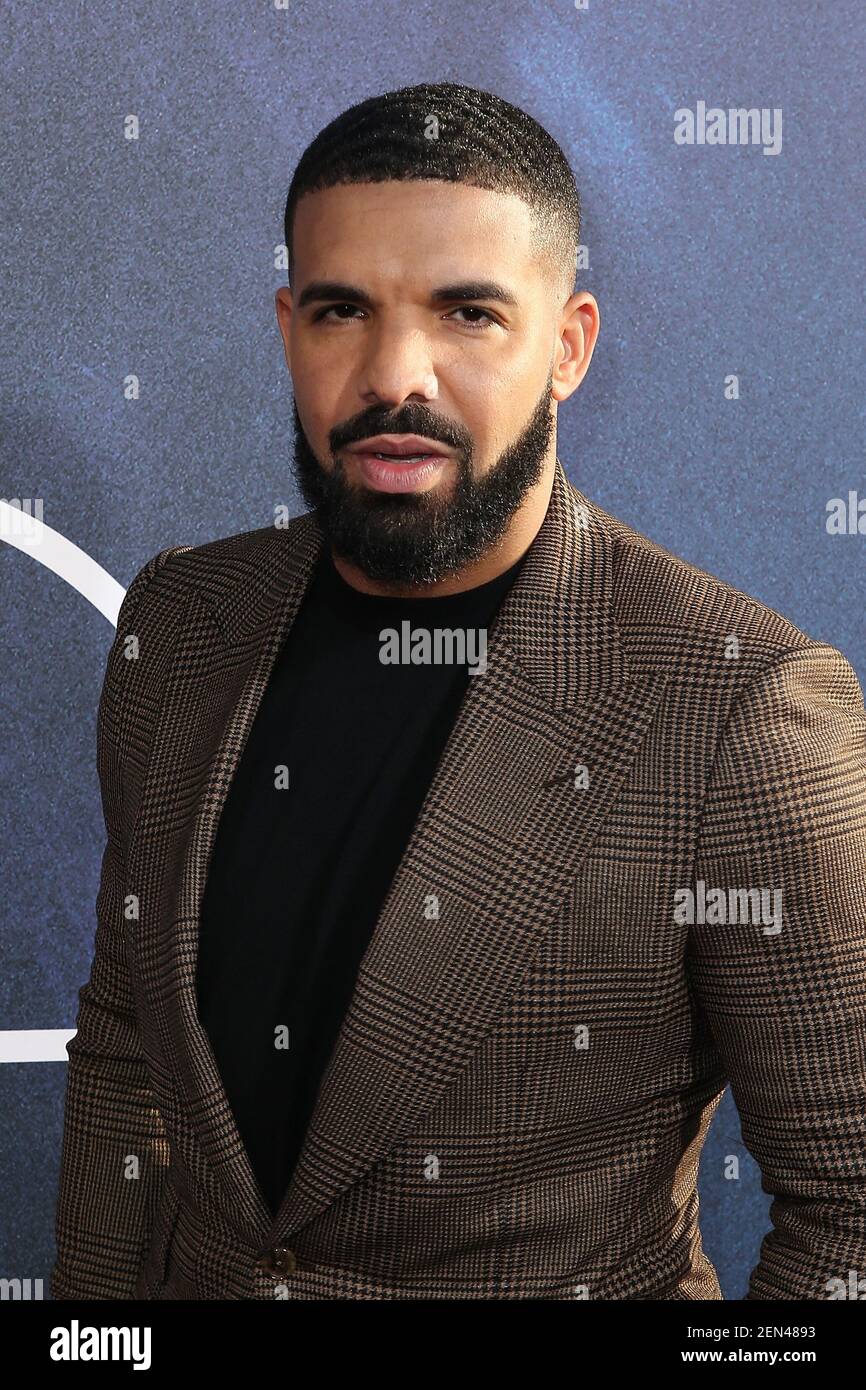 Drake attends the Los Angeles Premiere Of HBO Euphoria held at The ...