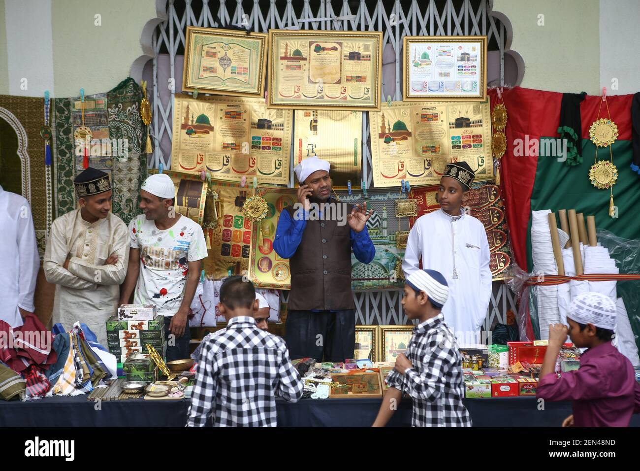 Muslim kids at a vendor's stand during Eid al-Fitr prayers at Kashmiri ...