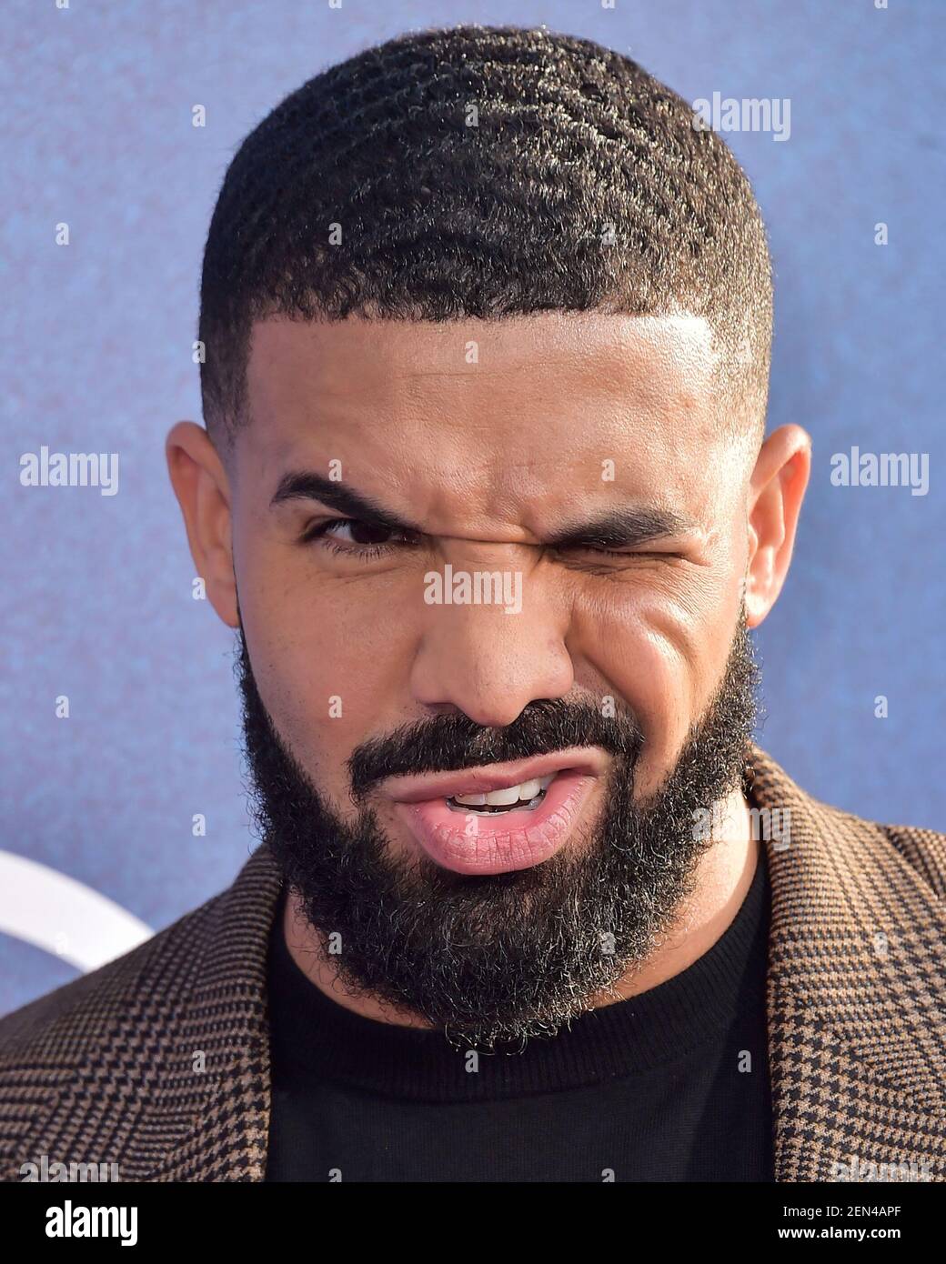 HOLLYWOOD, LOS ANGELES, CALIFORNIA, USA - JUNE 04: Rapper Drake arrives ...