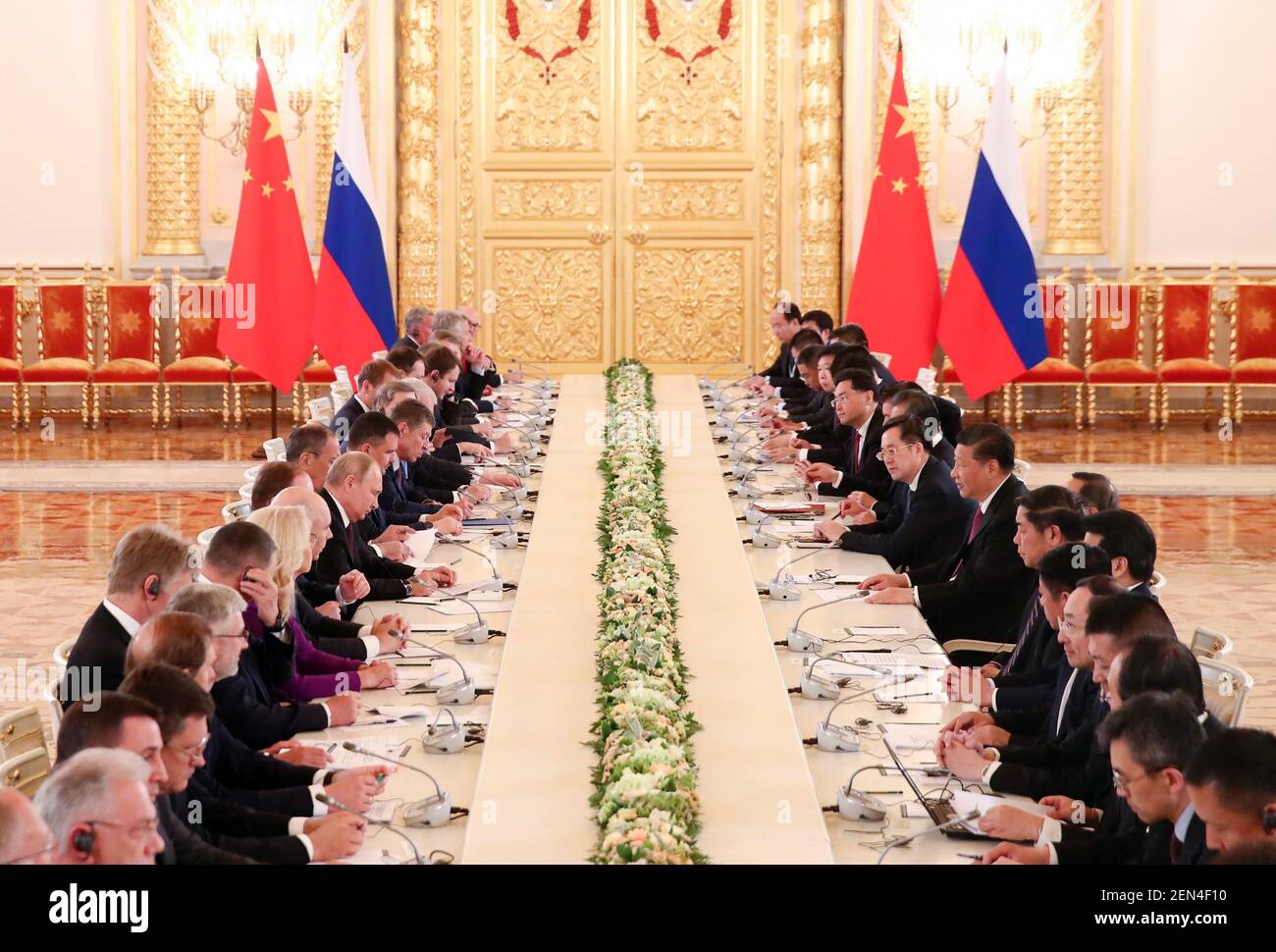 Jinping Xi meeting with president Putin in Moscow, Russia on June 5 ...