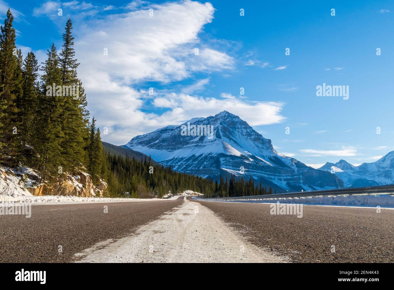 Waterfall athabasca falls hi-res stock photography and images - Alamy