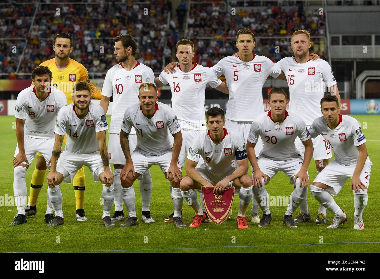 Polish national football team poses for a photo during the 2020 UEFA ...