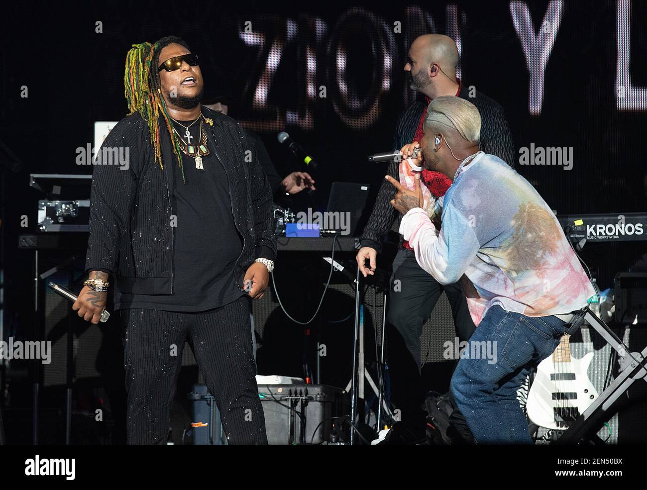MIAMI, FL - JUNE 8: Zion and Lennox perform during Uforia Mix Live ...