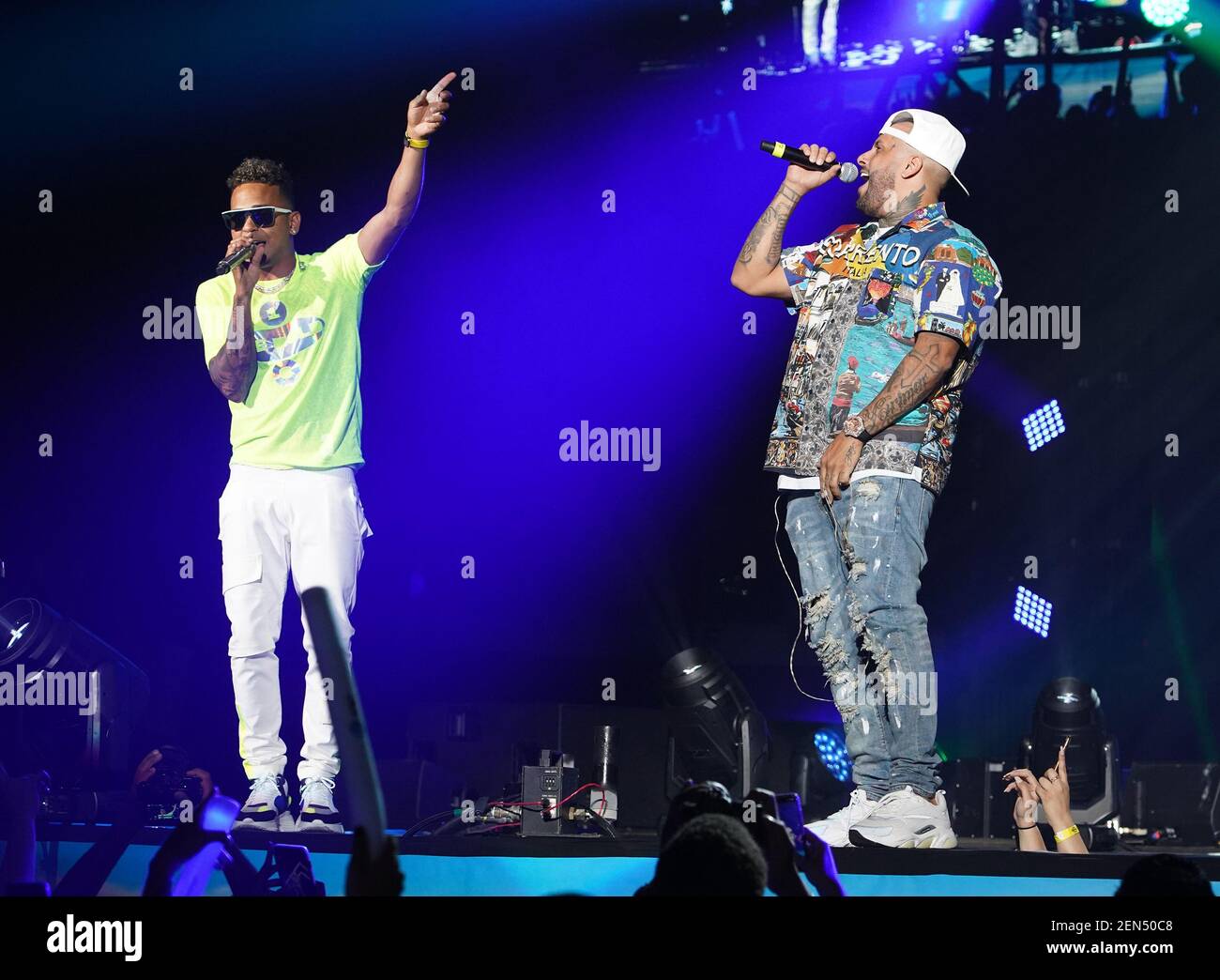 MIAMI, FL - JUNE 8: Ozuna and Nicky Jam perform during Uforia Mix Live ...