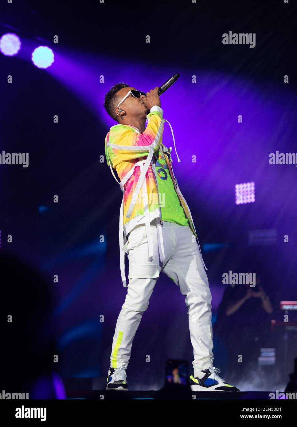 MIAMI, FL - JUNE 8: Ozuna performs during Uforia Mix Live Concert at ...