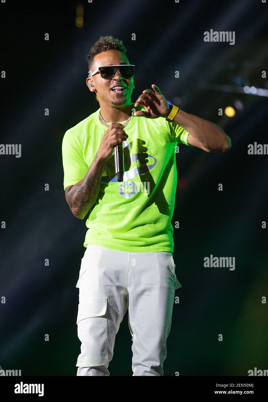 MIAMI, FL - JUNE 8: Ozuna performs during Uforia Mix Live Concert at ...