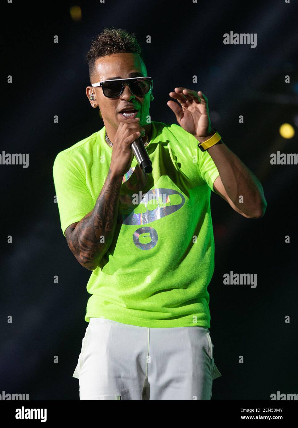 MIAMI, FL - JUNE 8: Ozuna performs during Uforia Mix Live Concert at ...