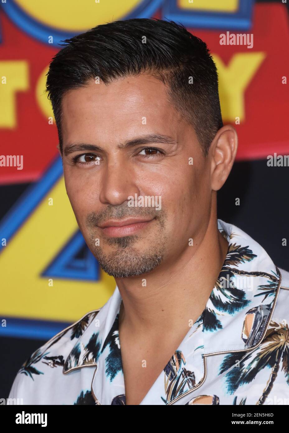 HOLLYWOOD, LOS ANGELES, CALIFORNIA, USA - JUNE 11: Actor Jay Hernandez arrives at the Los ...