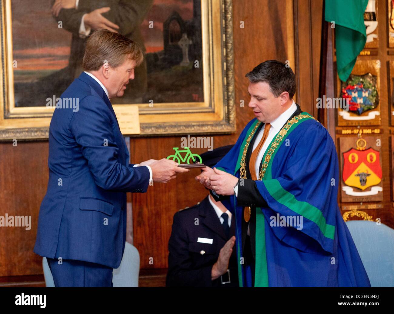 King Willem-Alexander of the Netherlands and Paul McAuliffe, Lord Mayor ...