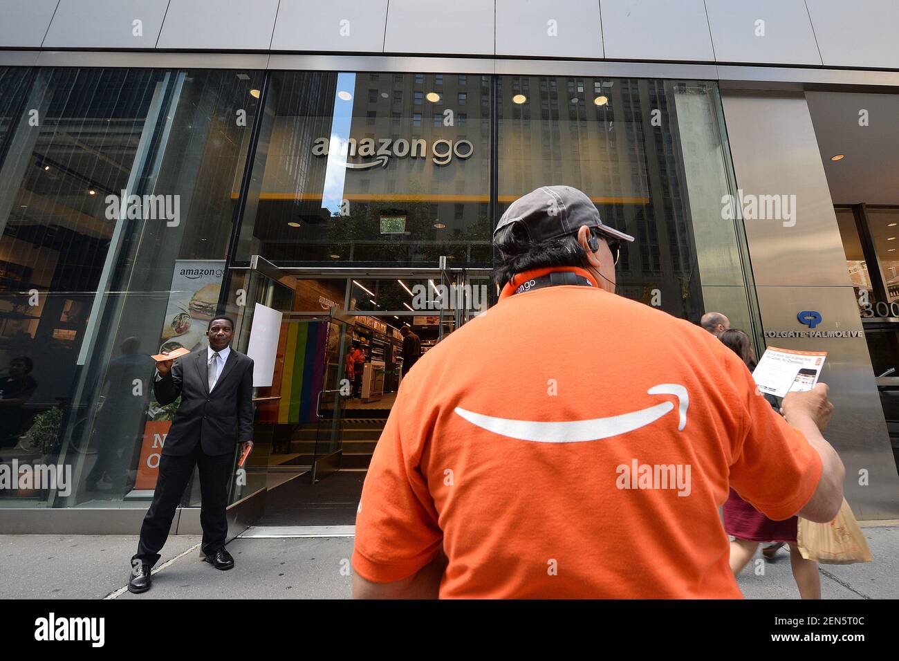 Amazon Go opens it's second New York City cashier-free retail store on ...