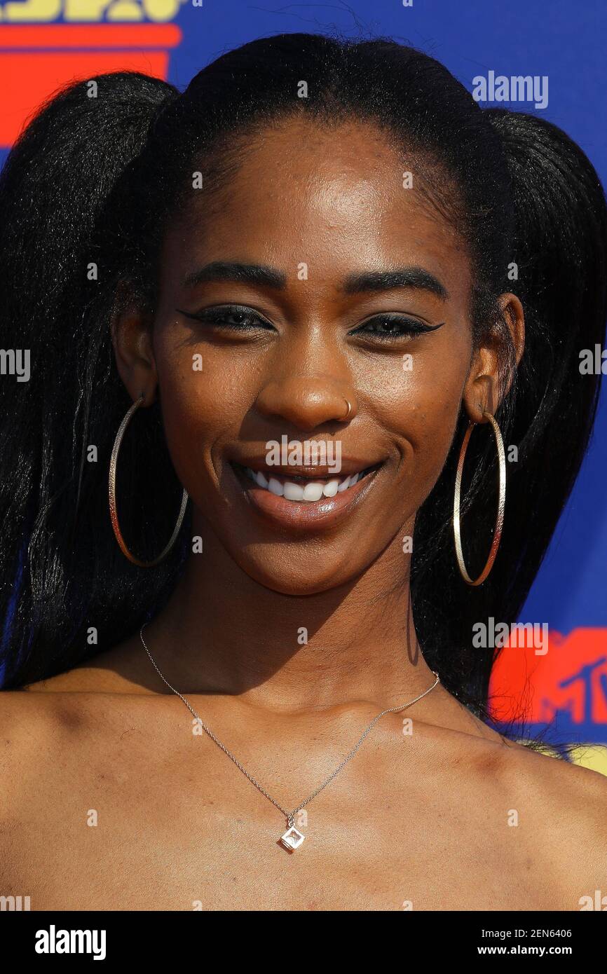 Alli Fitz attends the 2019 MTV Movie and TV Awards held at Barker ...