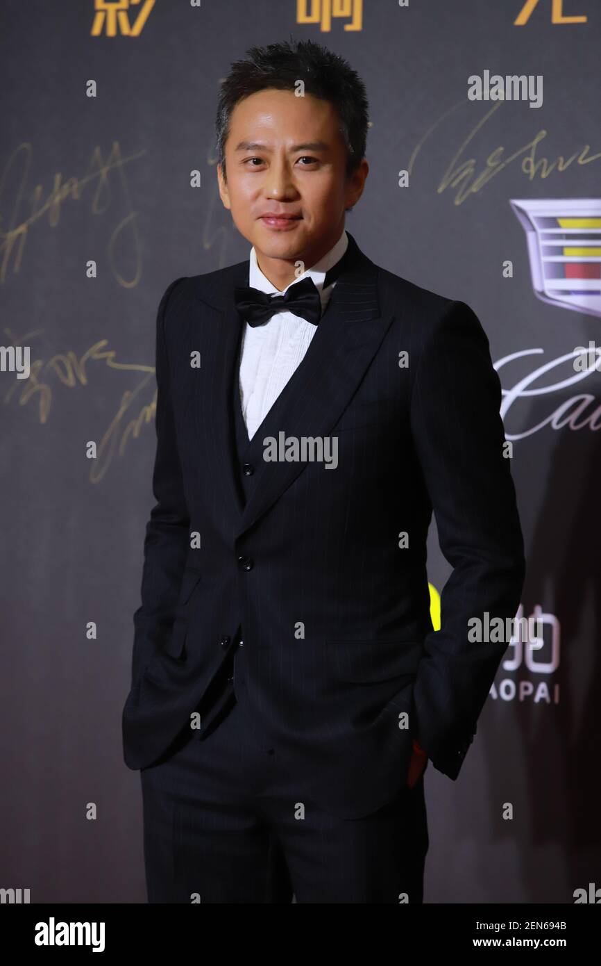 Chinese actor Deng Chao arrives on the red carpet for 2019 Sina Weibo ...