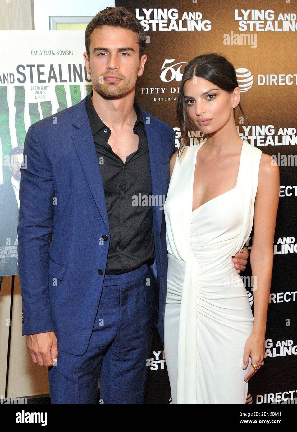 L-R: Actors Theo James and Emily Ratajkowski attend the NY special ...