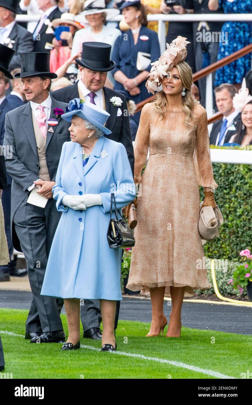 Queen Elizabeth II, King Willem-Alexander and Queen Maxima of the ...