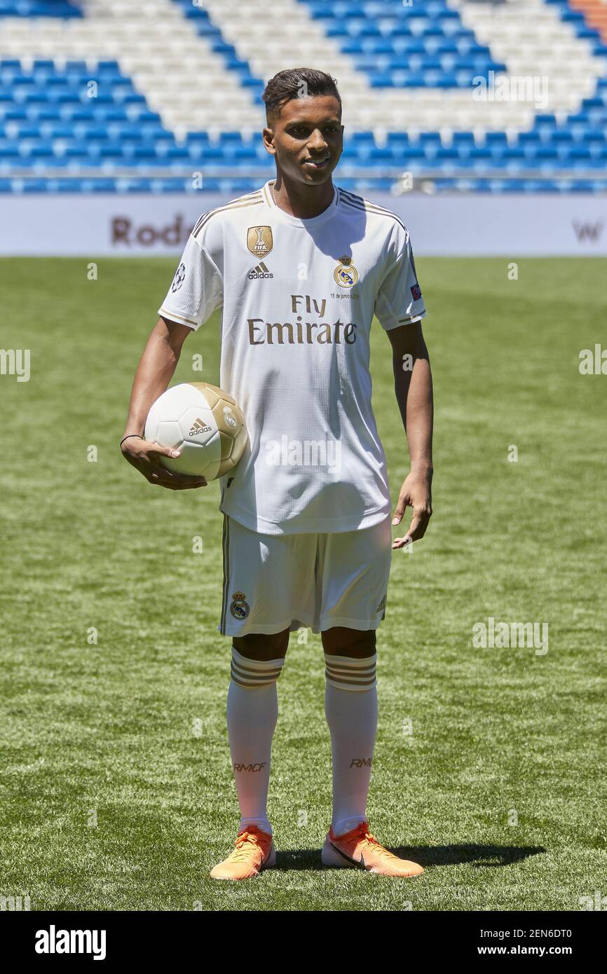 Rodrygo Goes is presented as new player of Real Madrid at Santiago ...