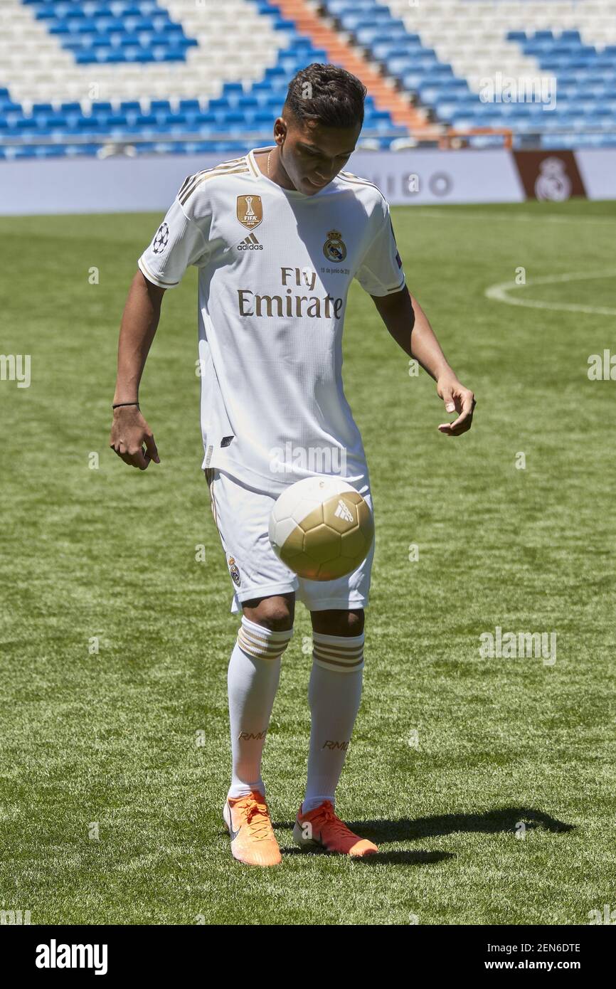 Rodrygo Goes is presented as new player of Real Madrid at Santiago ...