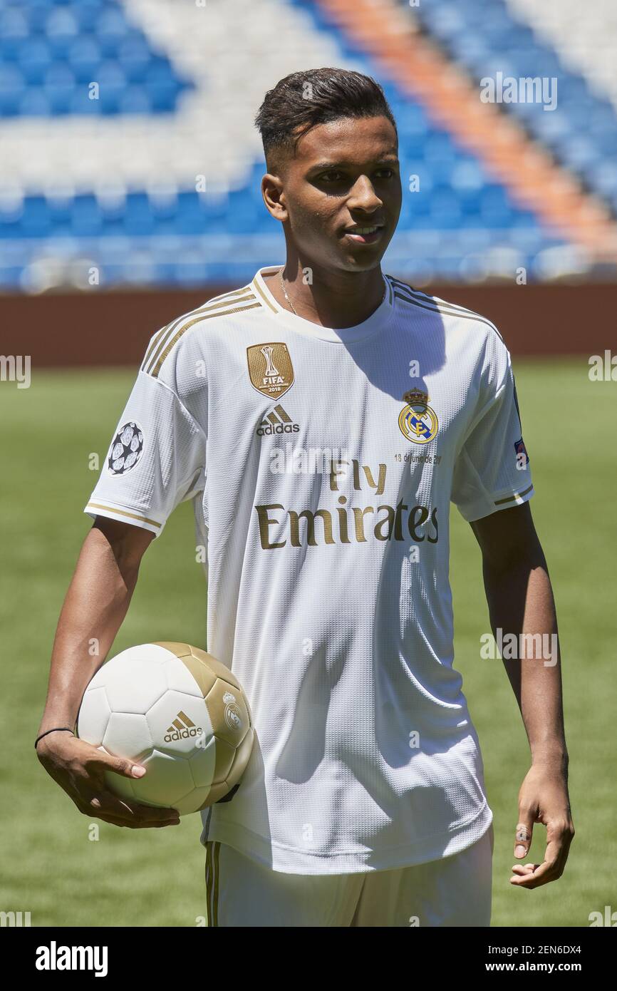 Rodrygo Goes is presented as new player of Real Madrid at Santiago ...