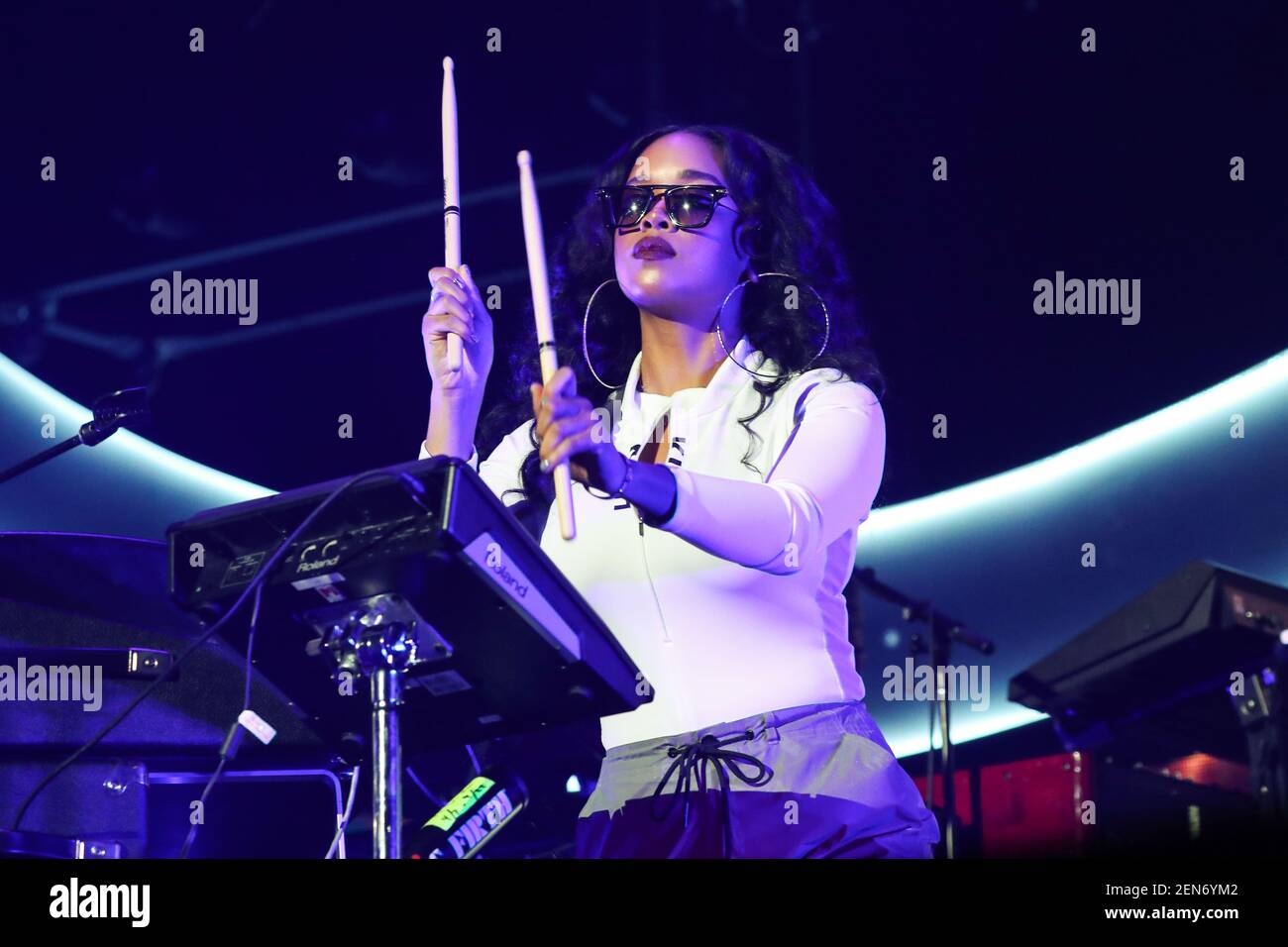 LOS ANGELES, CALIFORNIA, USA - JUNE 20: Singer H.E.R. (Gabi Wilson ...