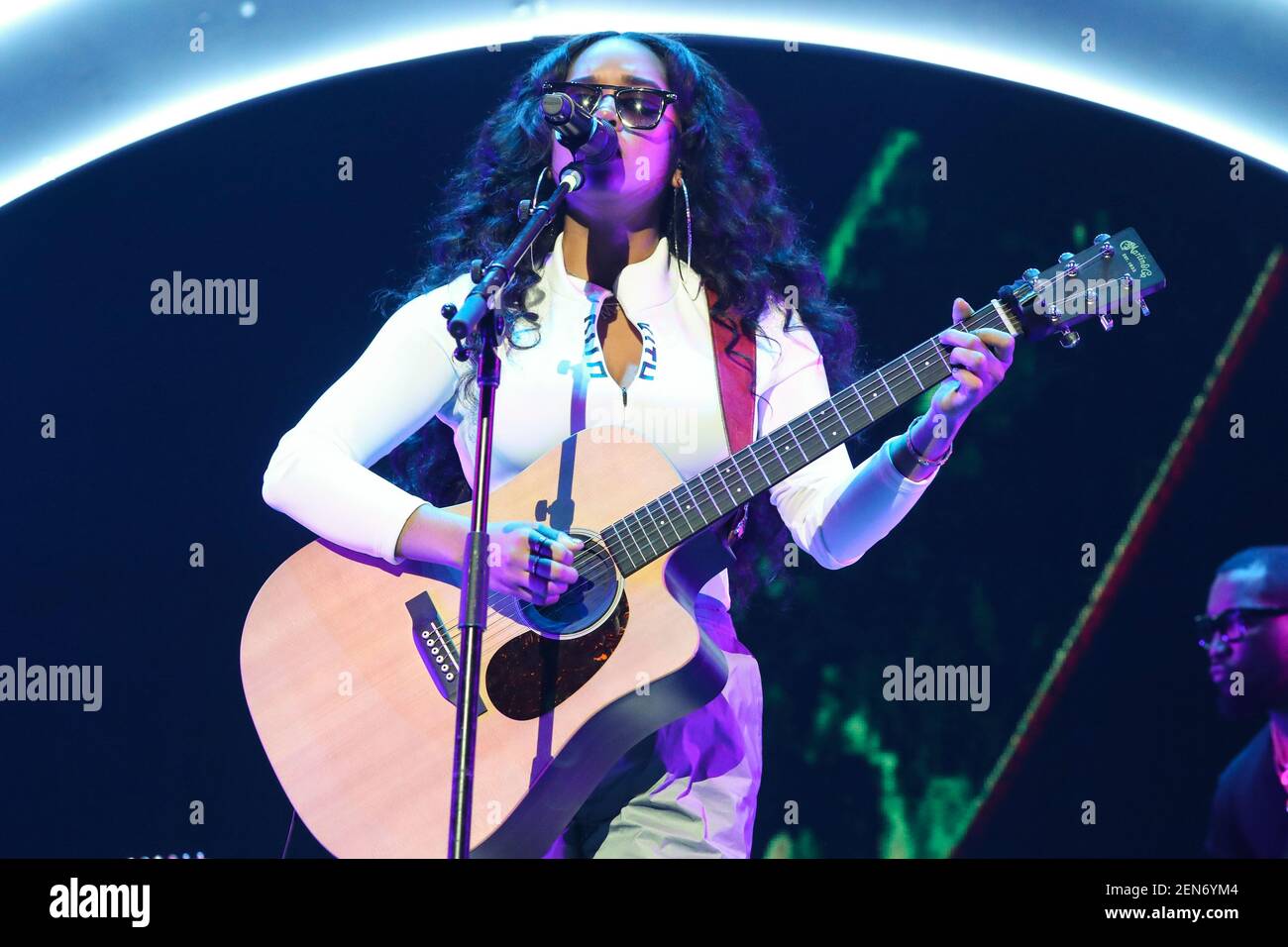 LOS ANGELES, CALIFORNIA, USA - JUNE 20: Singer H.E.R. (Gabi Wilson ...