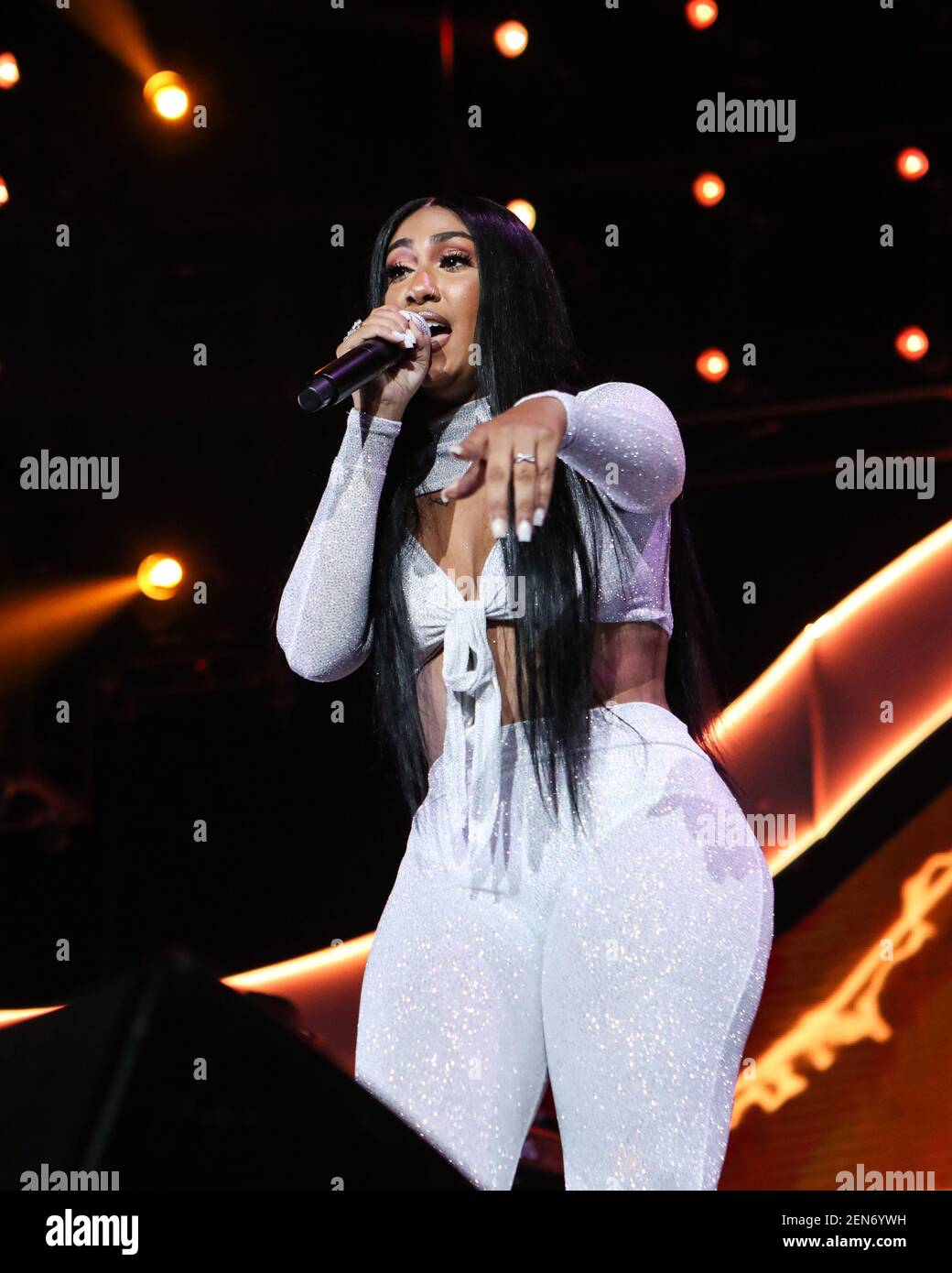 LOS ANGELES, CALIFORNIA, USA - JUNE 20: Singer Queen Naija performs on ...