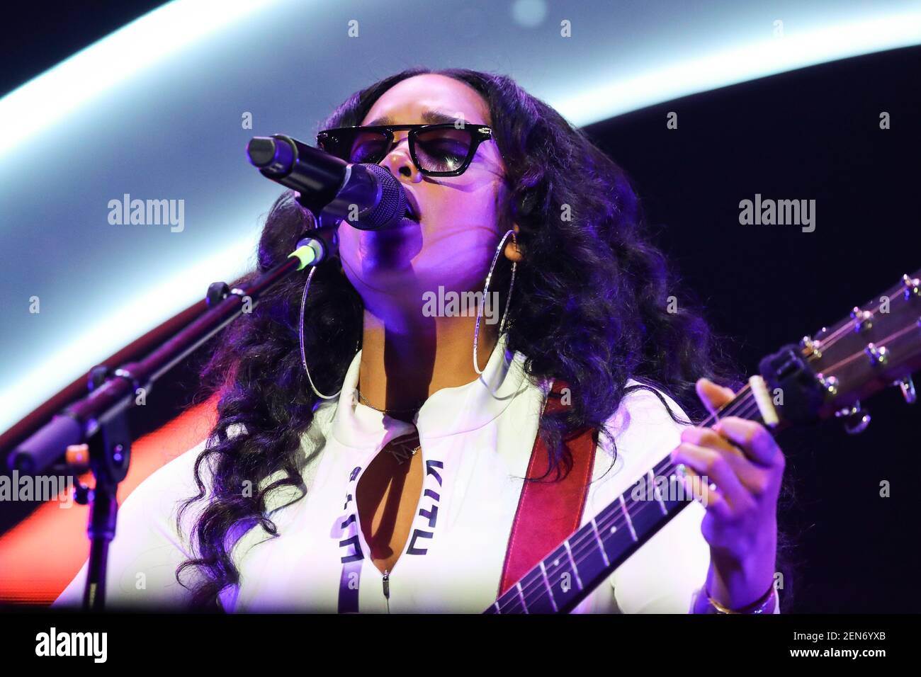 LOS ANGELES, CALIFORNIA, USA - JUNE 20: Singer H.E.R. (Gabi Wilson ...