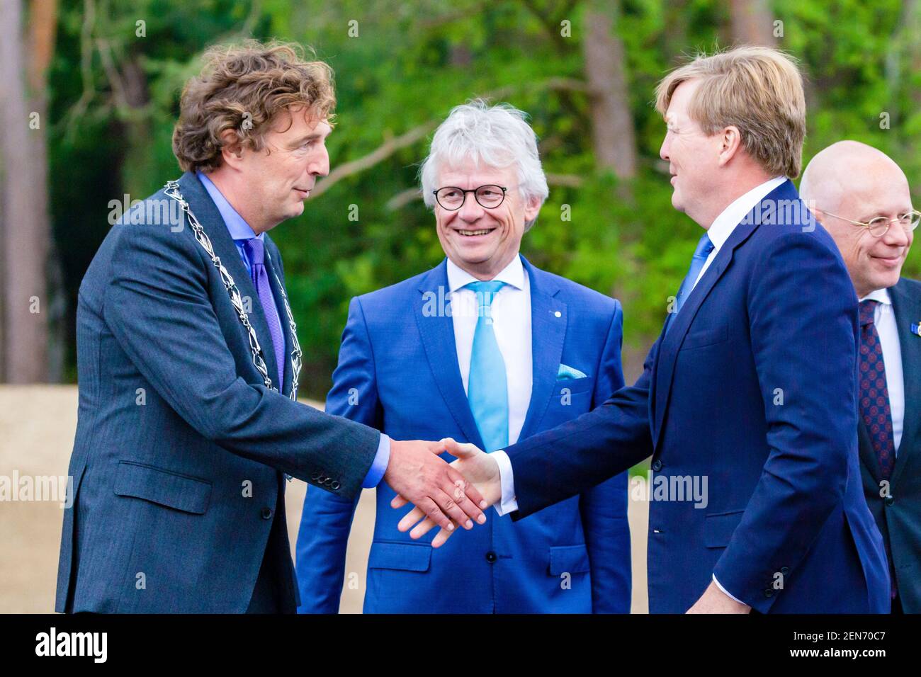 King Willem Alexander opens a new Park Pavilion at De Hoge Veluwe ...