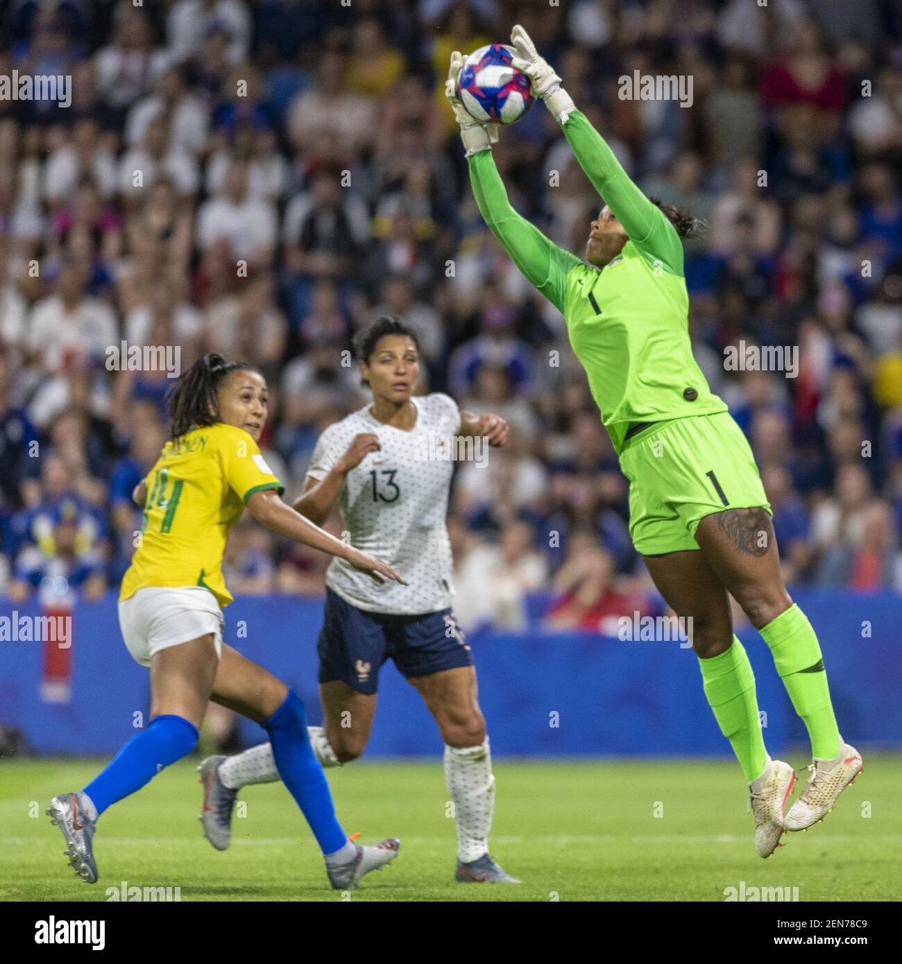 LE HAVRE, SM - 23.06.2019: FRANCE V BRAZIL - Bárbara do Brasil during a ...