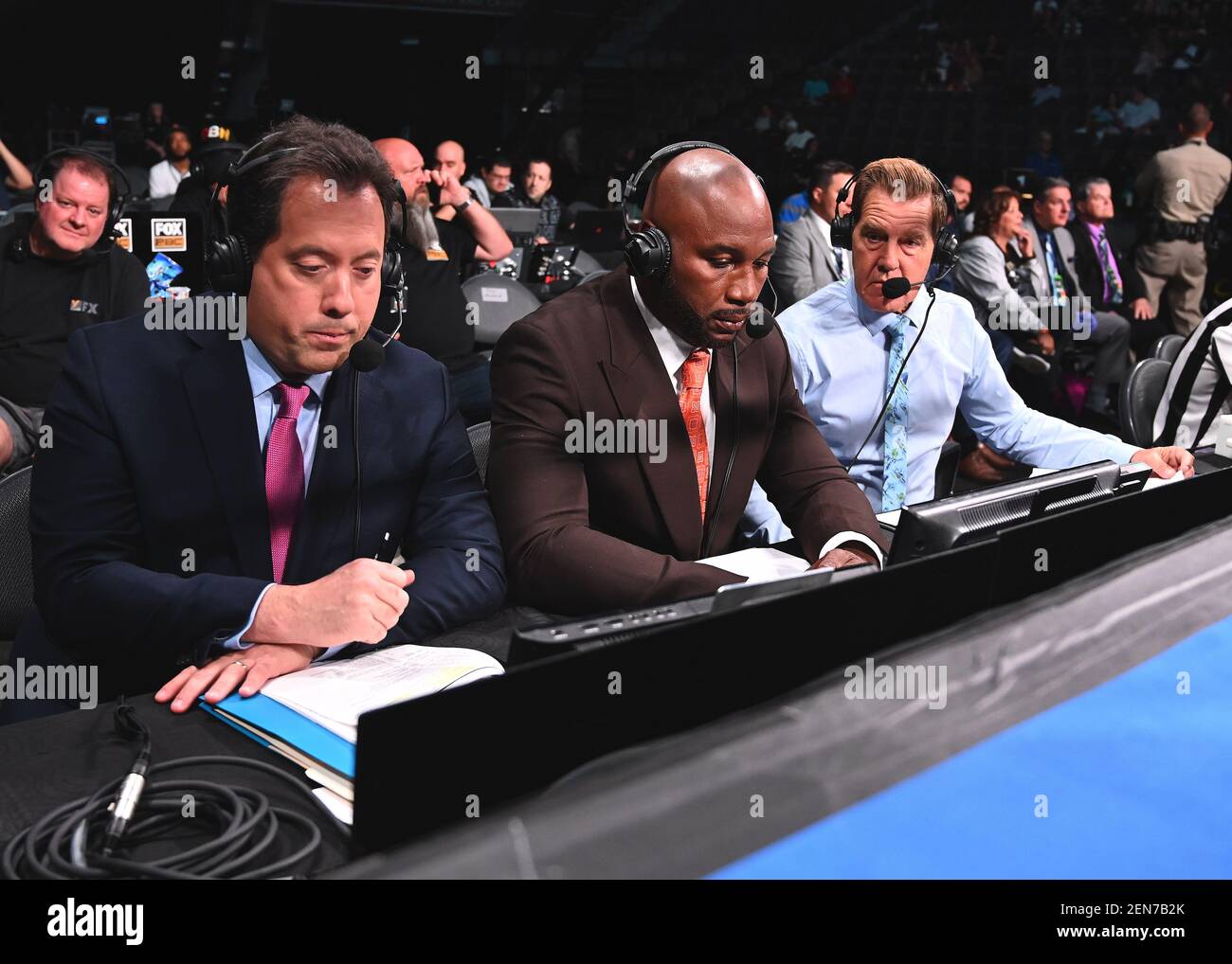 LAS VEGAS - JUNE 23: Lennox Lewis, Kenny Albert and Joe Goossen at Fox ...