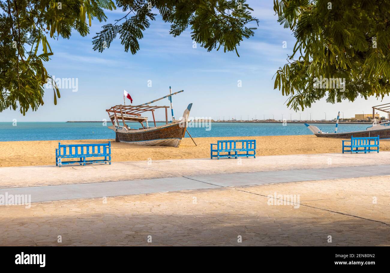 Qatar people at beach hi-res stock photography and images - Alamy