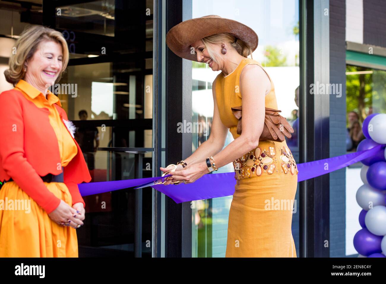 Queen Maxima opens the Coding College Codam programming school in ...