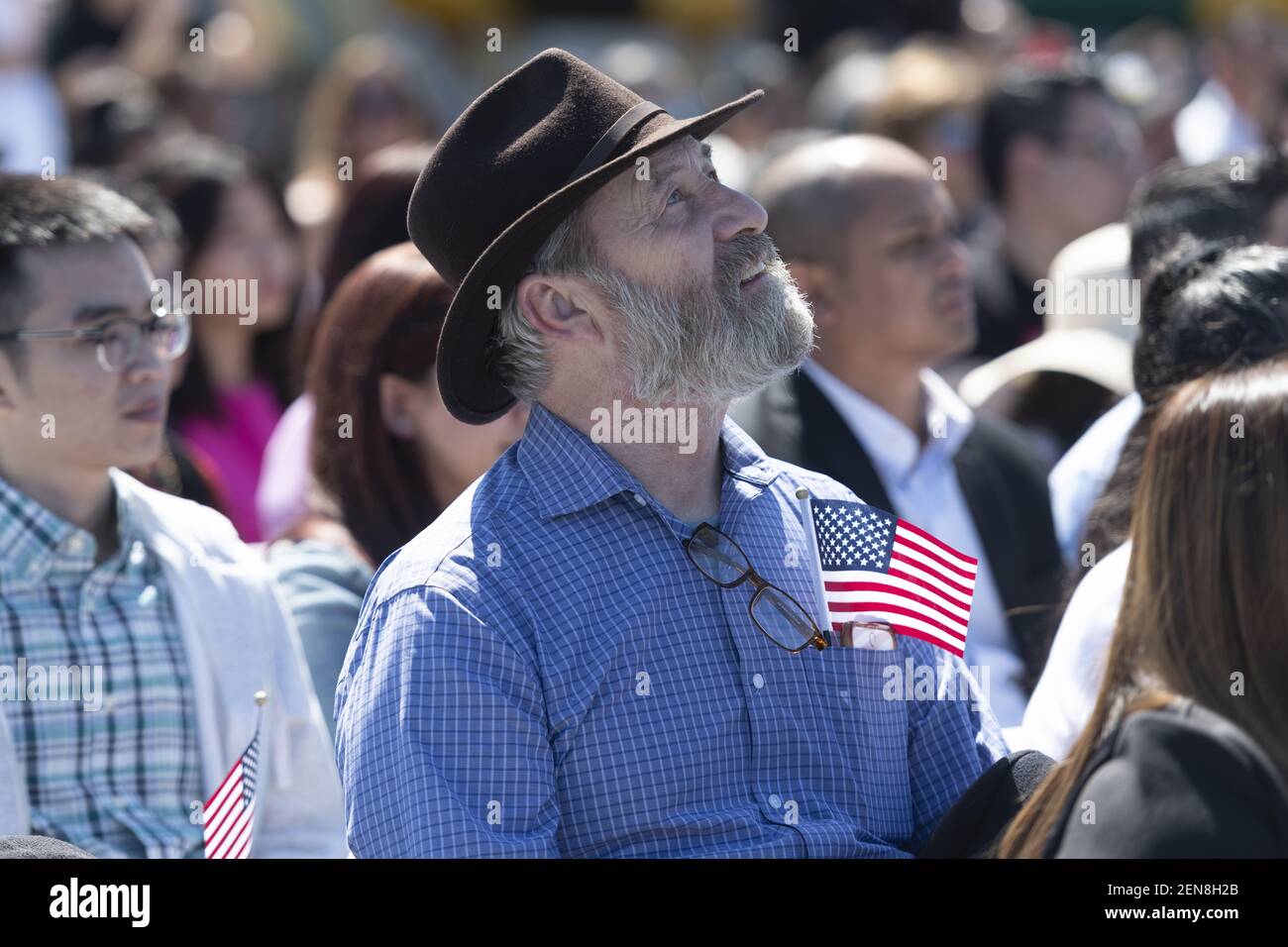 New U.S. citizens are sworn in during the USCIS held 4th of July ...